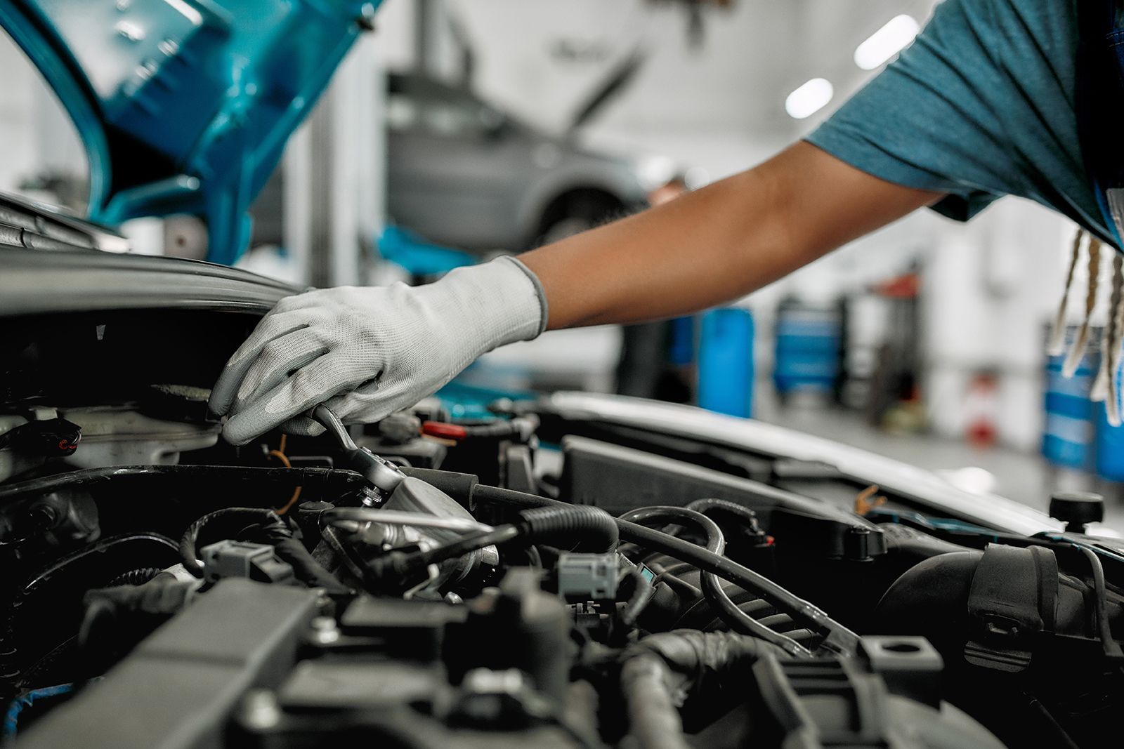 Car Repair Tips & Hacks - Essential Tools and Parts Every Driver Should ...